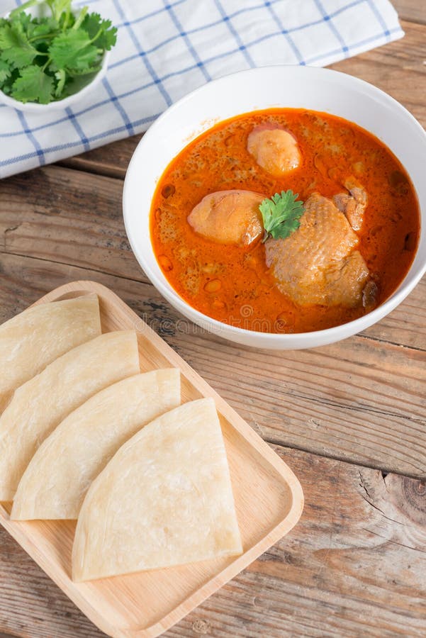 Chicken Massaman Curry with Roti. Stock Photo - Image of bowl, leaf ...