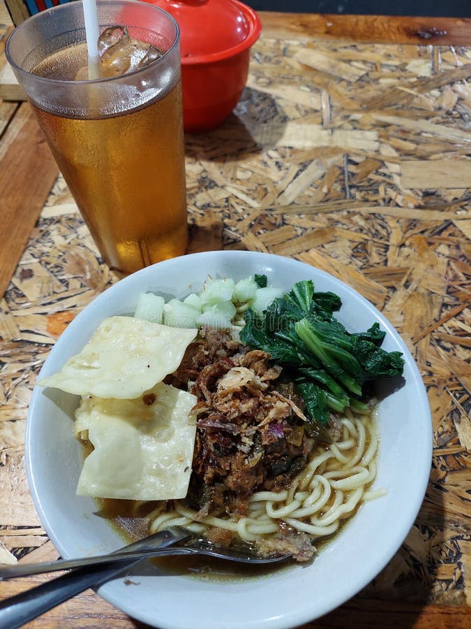 Chicken Noodle& X27;s and Ice Tea Stock Image - Image of spaghetti ...