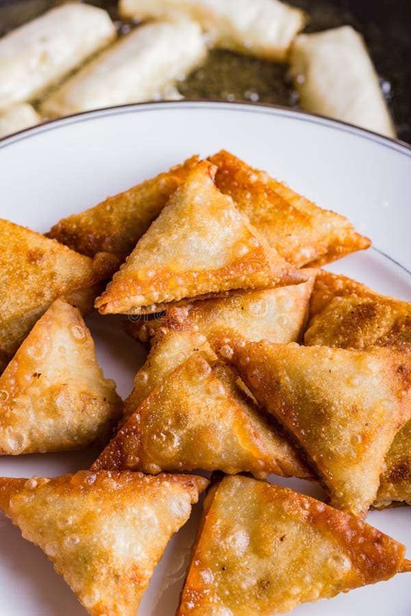Chicken Samosas Deep Fried. Stock Image - Image of deep, oriental: 75385213