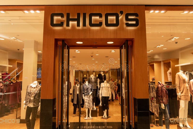 Chico`s Store editorial stock image. Image of store - 183308159