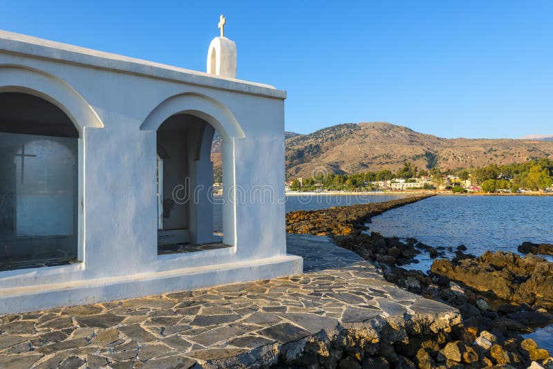 Chiesa Bianca Da Alba in Creta Immagine Stock - Immagine di ...