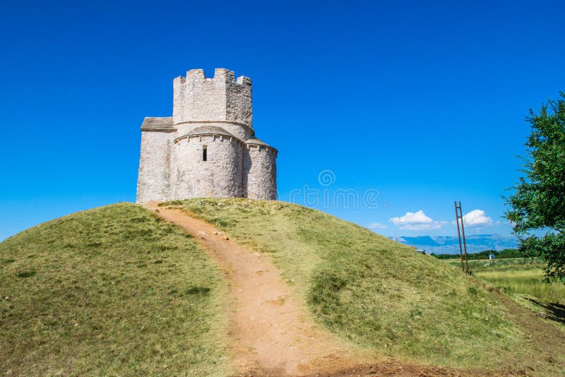 Chiesa Cattolica Molto Vecchia Della St Nicolas in Nin in Croazia ...