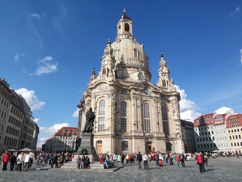 Chiesa a Dresda immagine stock editoriale. Immagine di nube - 113242474