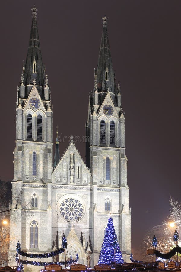 Chiesa Gotica Della St Ludmila a Praga Fotografia Stock - Immagine di ...