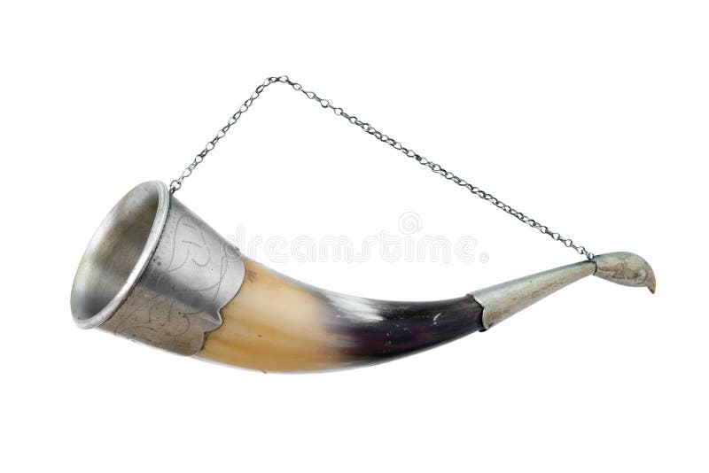 Chifre Bebendo No Fundo Branco Foto de Stock - Imagem de chifre, velho ...