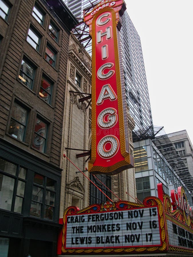 The Chigago Theatre sign editorial stock image. Image of illinois ...