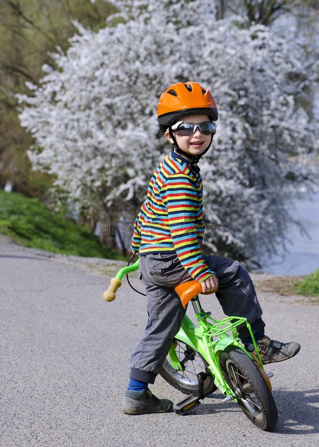 Cycle path morning stock photo. Image of devon, morning - 15533982
