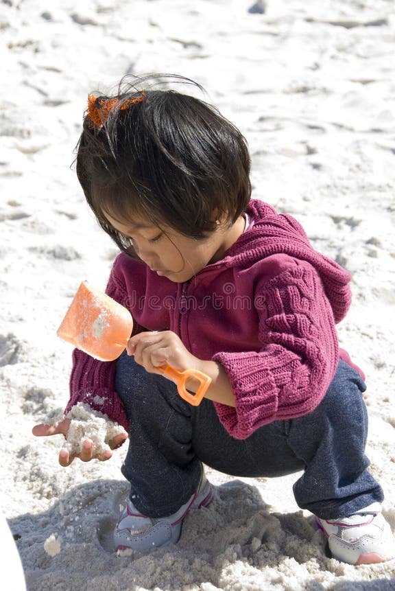 Children Digging Treasure Stock Photos - Free & Royalty-Free Stock ...