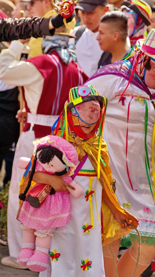 Child in a wire mask editorial image. Image of years - 174623955