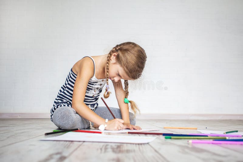 Child drowing at home stock image. Image of wood, togetherness - 149287097