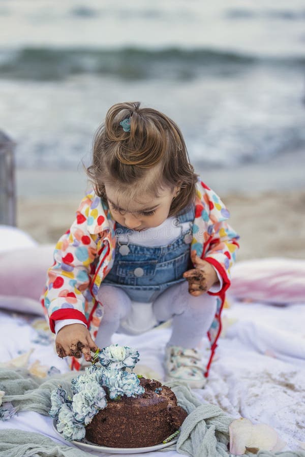 Child eating cake stock image. Image of child, youngster - 1031815