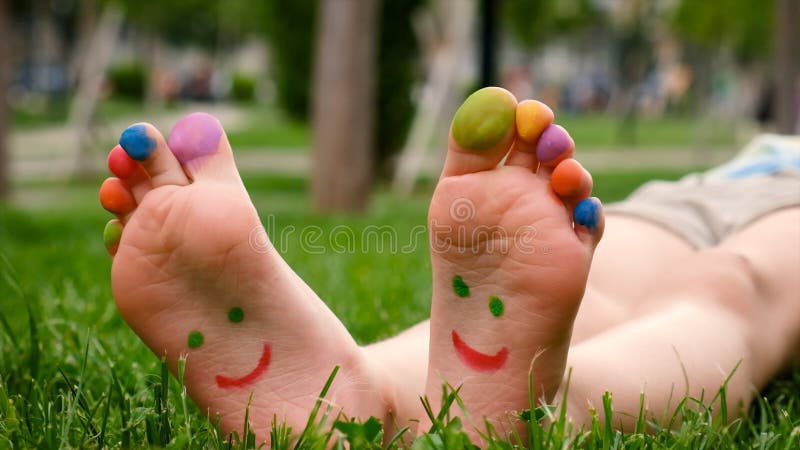 Paint Fun Feet Kids with Smiley Drawing Toes. Barefoot Child Playing ...
