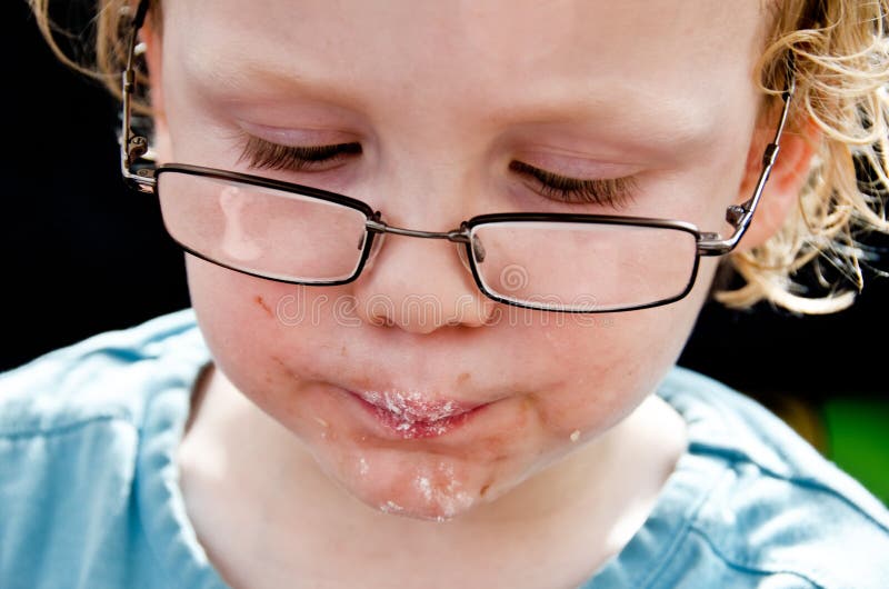Child with Icing Sugar Lips Stock Photo - Image of delight, lokum: 21449196