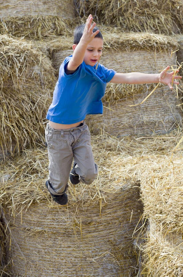 22+ Child haystack Free Stock Photos - StockFreeImages