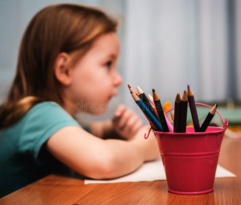 Child learn to draw stock image. Image of canvas, colorful - 87891079
