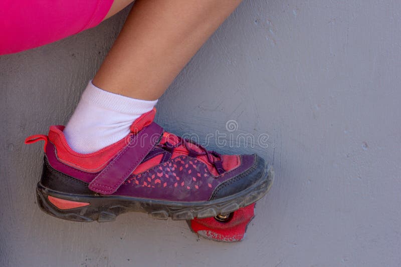 Child Leg in Sneaker Bouldering on Artificial Rock Wall Stock Photo ...