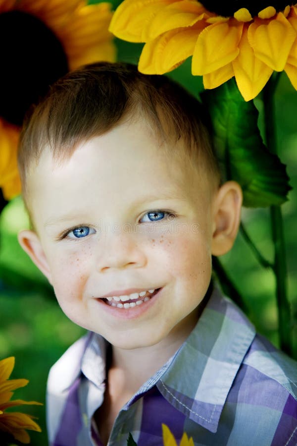 The child, a little boy stock image. Image of freckles - 21941211