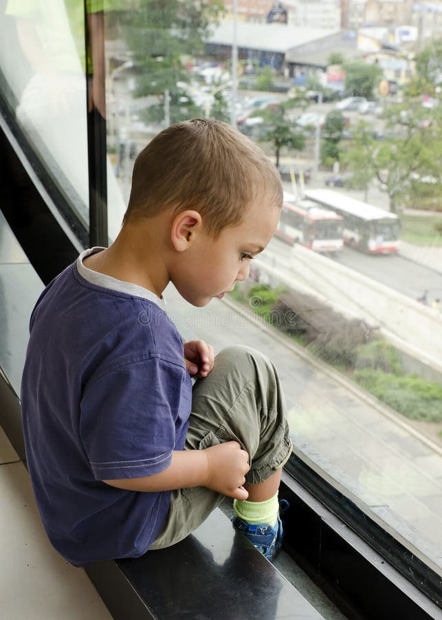 Child looking up stock image. Image of child, outdoors - 18300791