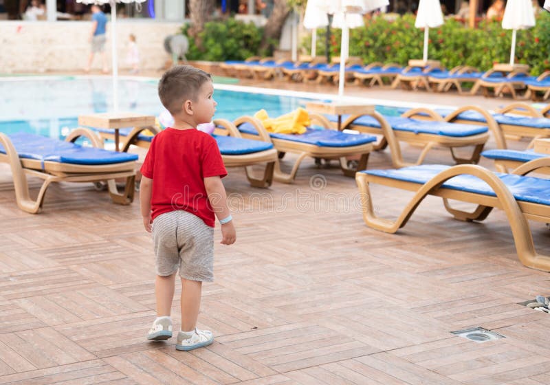 The Child is Lost at the Resort Stock Image - Image of blue, happy ...