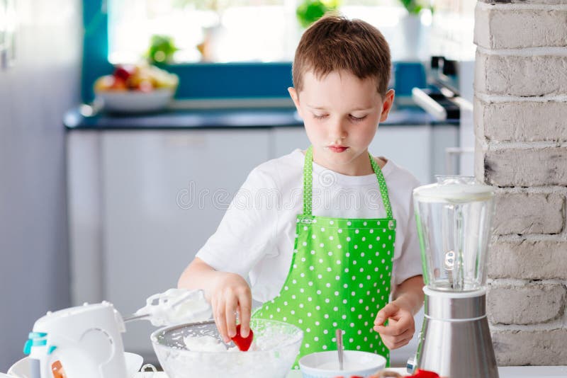 Child Preparing Sweet Dessert Stock Image - Image of cream, bake: 93332675