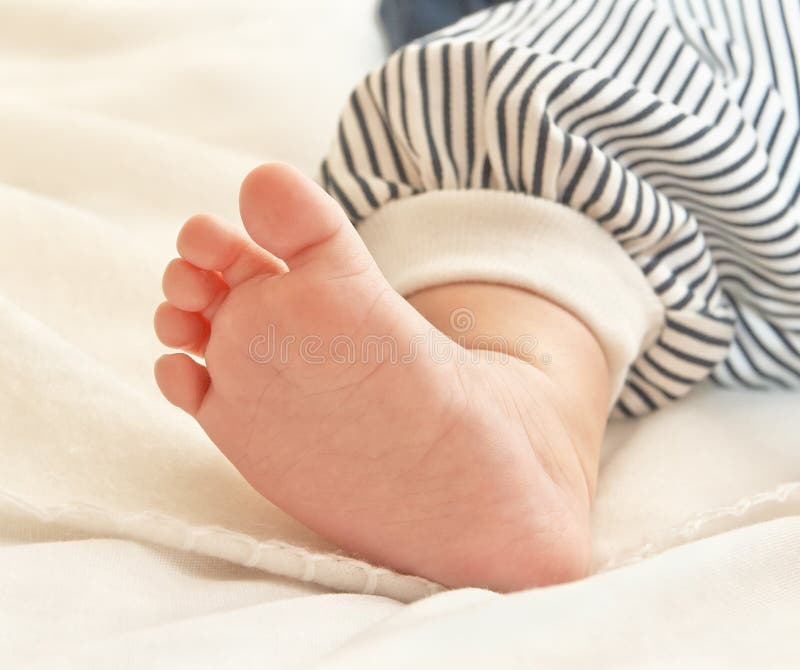 Child s leg stock photo. Image of parent, baby, body - 33815350