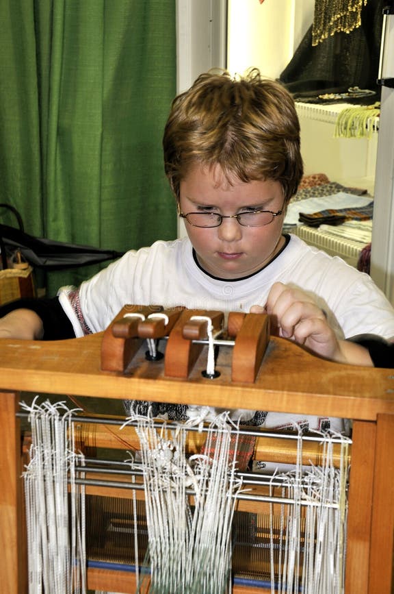 2,466 Loom Tool Textile Handmade Craft Stock Photos - Free & Royalty ...