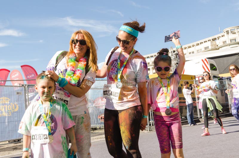 Children at the Color Run editorial photo. Image of casual - 69997721