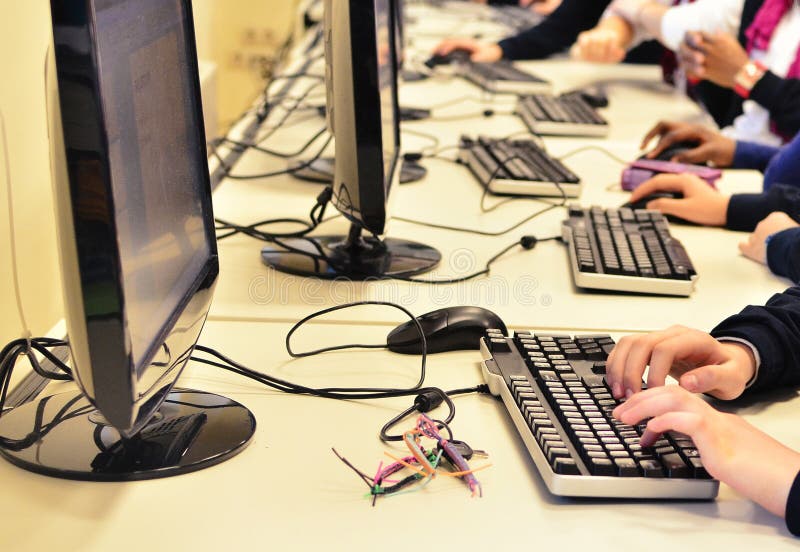 1,312 Primary School Computer Room Stock Photos - Free & Royalty-Free ...