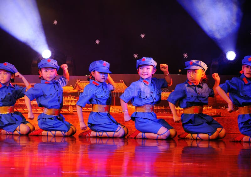 Children in the Performing Dance Drama Editorial Photo - Image of green ...