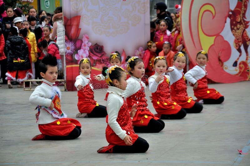 Children Dance on the Square Editorial Image - Image of festival, crowd ...