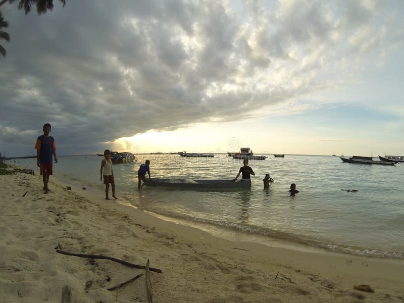 Children Derawan Islands editorial image. Image of boat - 37271825