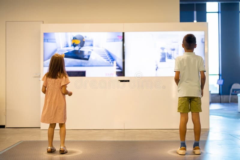 Children Learn Interactively in a Science Museum Stock Image - Image of ...