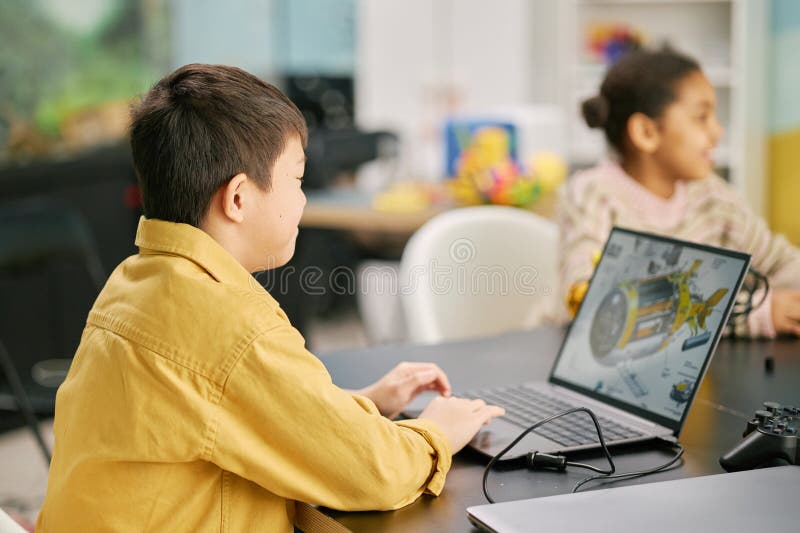 Engaging Technology Activities Classroom Setting Stock Photos - Free ...