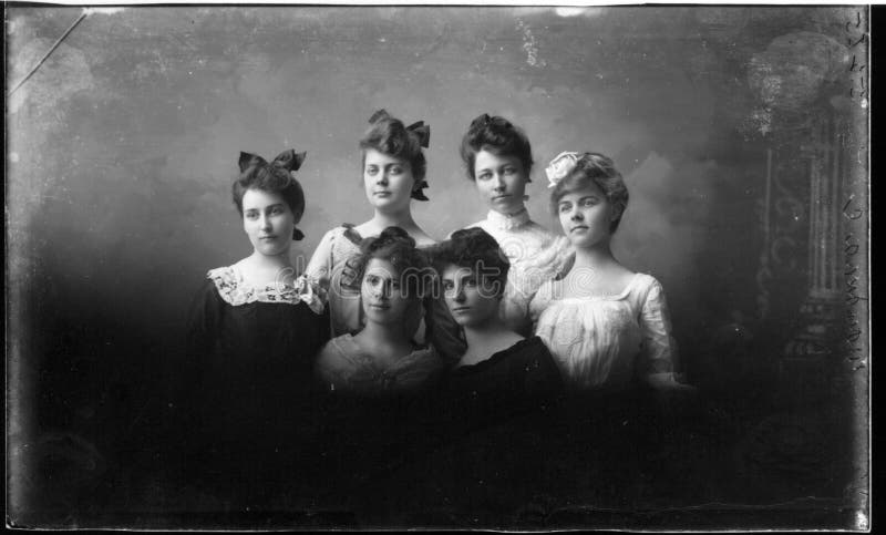 Children Of Mrs. Fred Nagel 1903 Picture. Image: 222469494