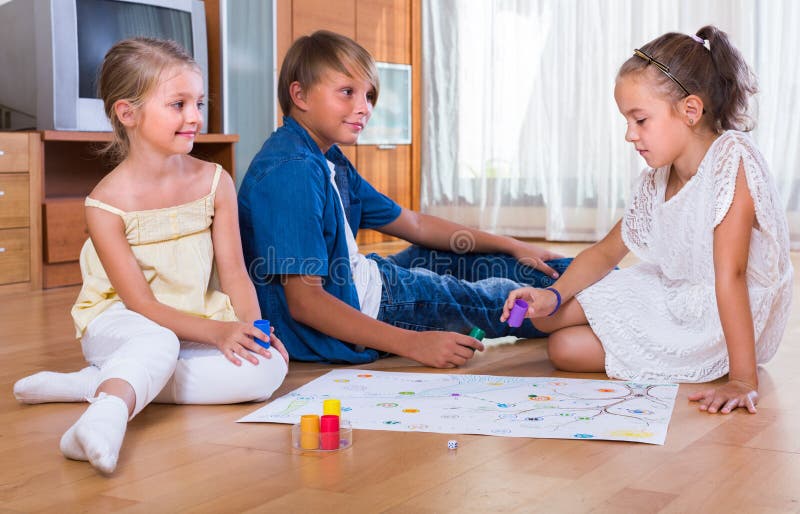 Children Playing Board Game Stock Image - Image of relatives, living ...