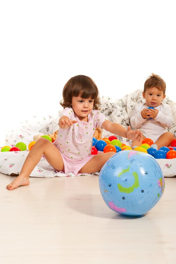 32+ Children playing balls Free Stock Photos - StockFreeImages