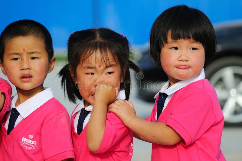 201 Children Queuing Stock Photos - Free & Royalty-Free Stock Photos ...