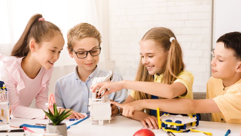 Children Working on STEM Project in Classroom Stock Image - Image of ...