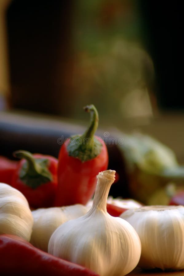 Chile y ajo foto de archivo. Imagen de comida, tarjeta - 1211478