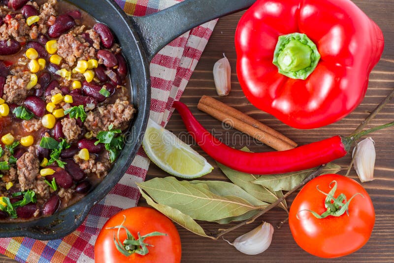 Chili Con Carne and Ingredients Stock Image - Image of dish, food: 62444345