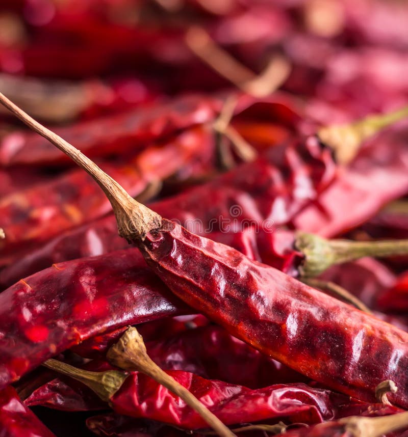 Piment rouge photo stock. Image du herbe, poivres, rouge - 62794282