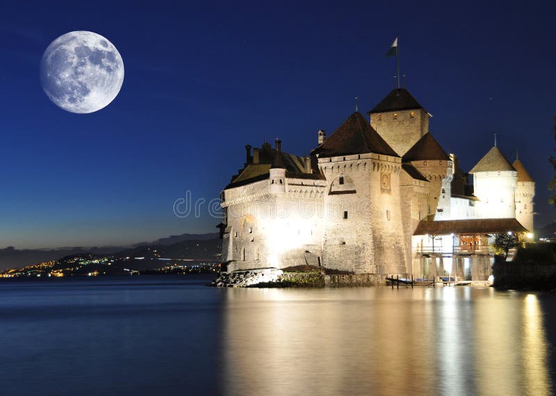 Chillion castle at night editorial stock image. Image of geneva - 12552049