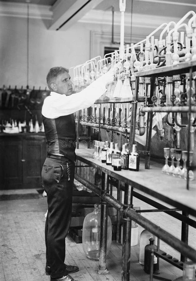 Chimico D'annata, Chimica, Scienziato, Ingegnere Immagine Stock ...