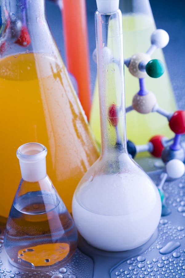 Chimie photo stock. Image du organique, élément, expérience - 8670766