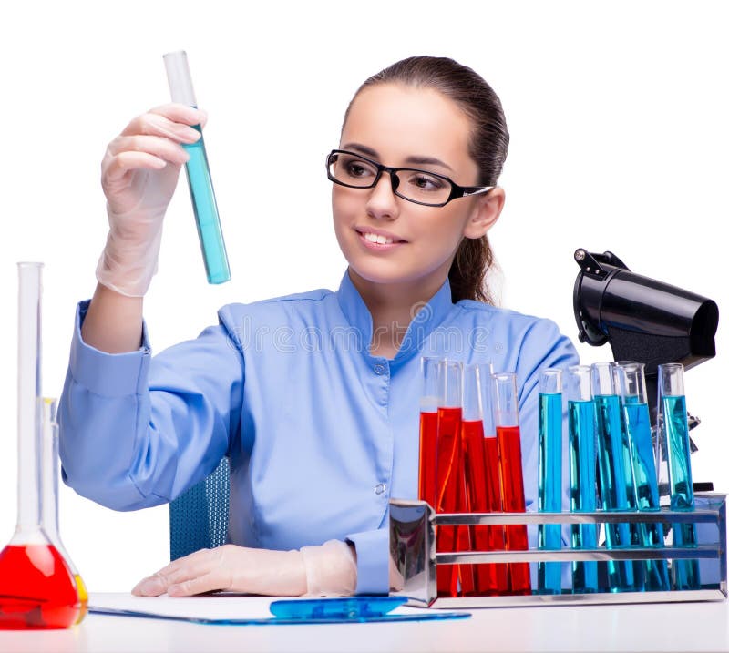 Chimiste De Laboratoire Travaillant Avec Microscope Et Tubes Photo ...
