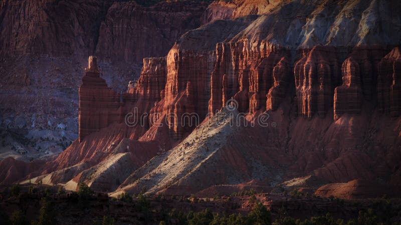 Chimney Rock from Sunset Point Stock Image - Image of layers, geology ...