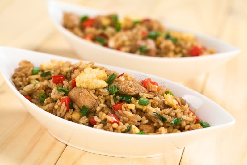 Chinês Fried Rice imagem de stock. Imagem de vegetal - 35243159