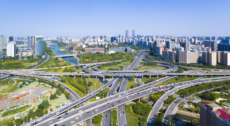 China De Zhengzhou De La Carretera Fotografía editorial - Imagen de ...