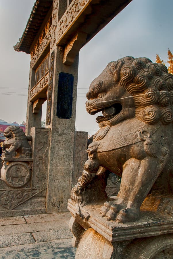 China, Shaolin - OCTOBER 28 , 2007. Monks of the Shaolin Monastery ...