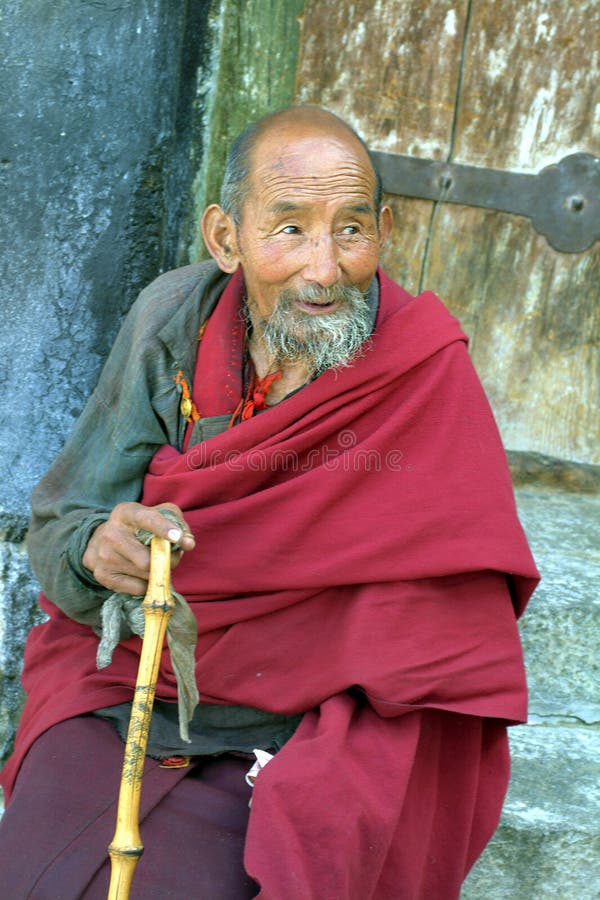 Monge de Tibet foto de stock editorial. Imagem de mosteiro - 15812138